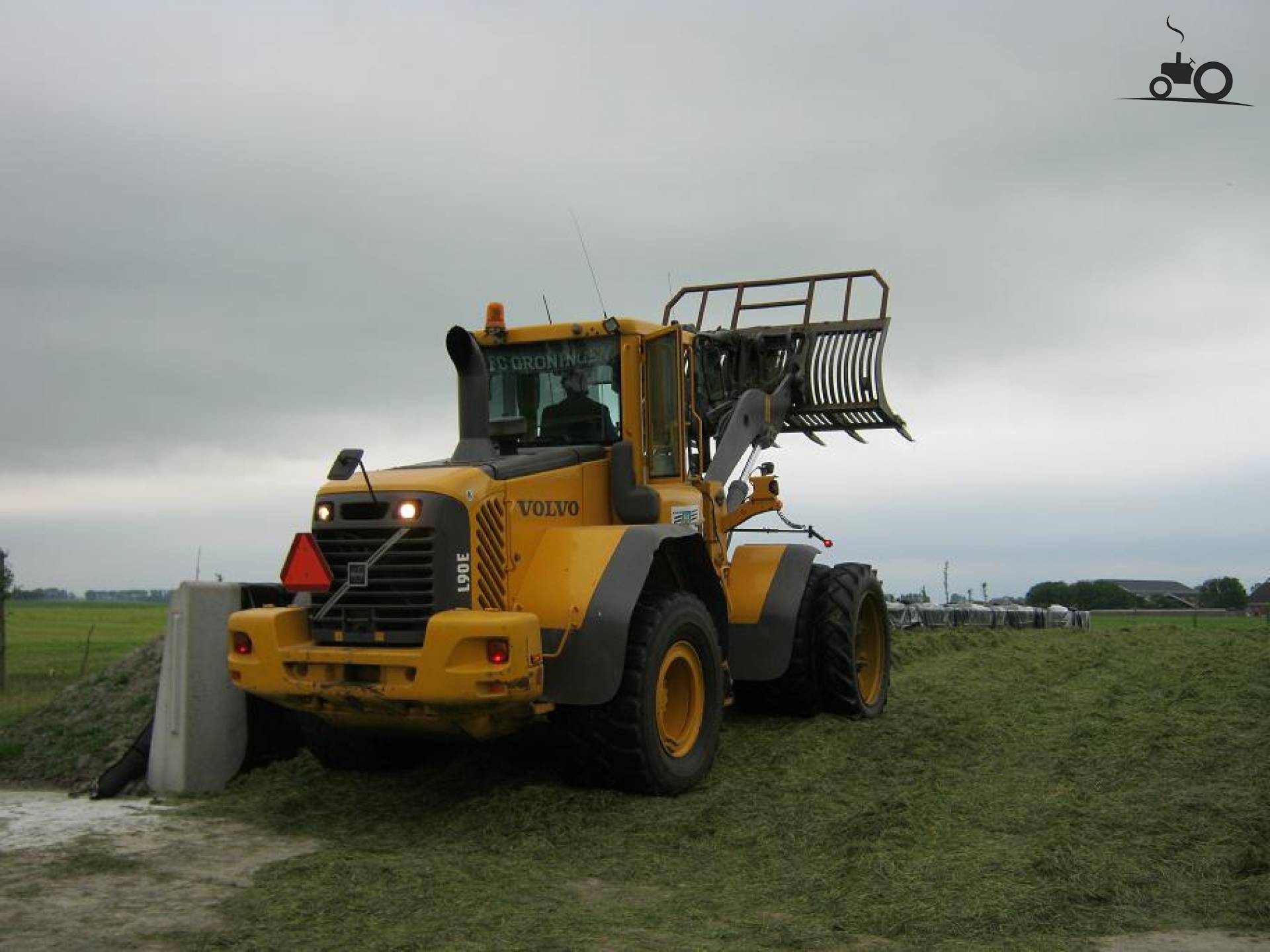 Foto Volvo L90E #365777