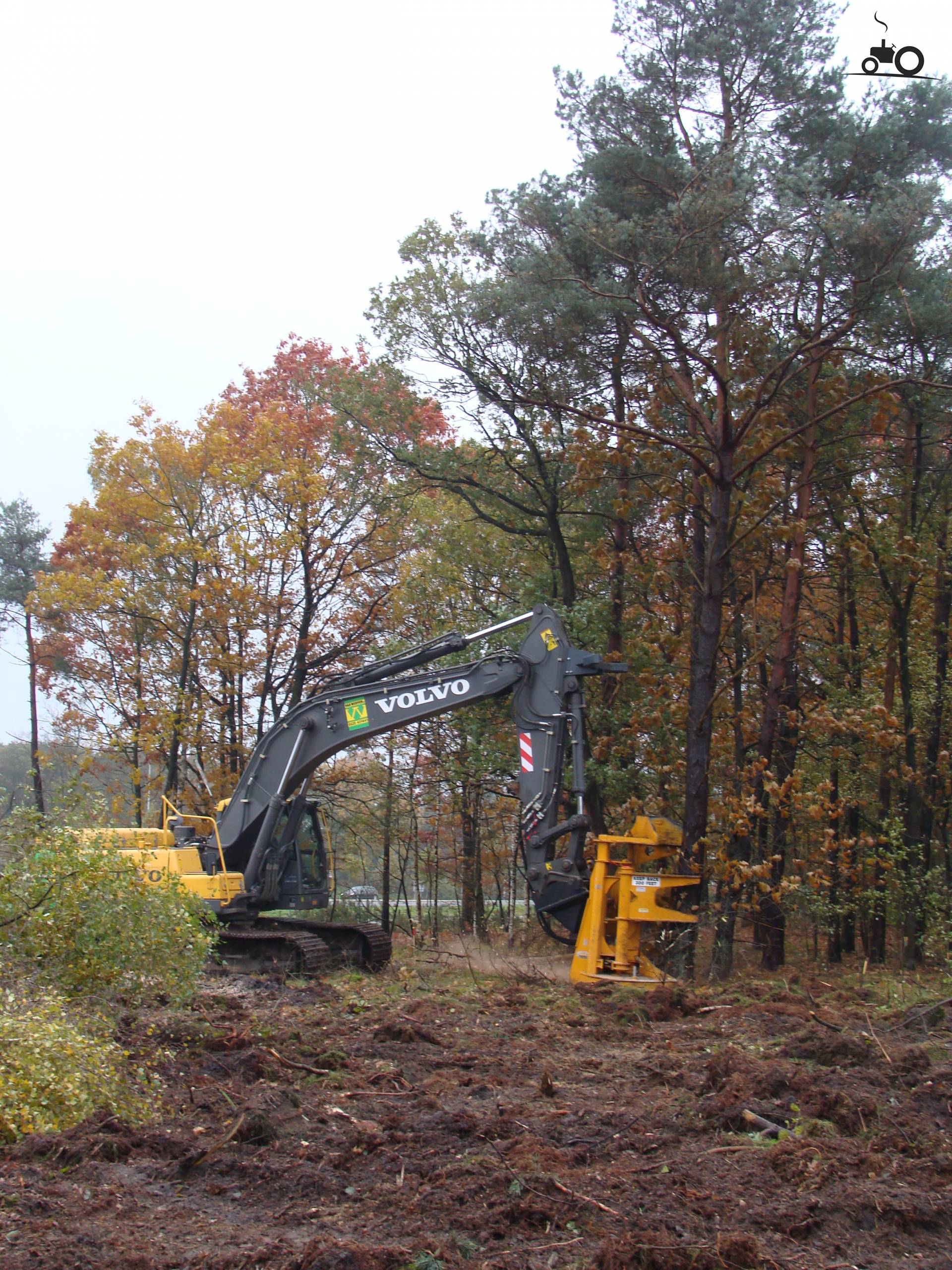 Volvo EC 360 - Laatste Updates, Foto's & Video's