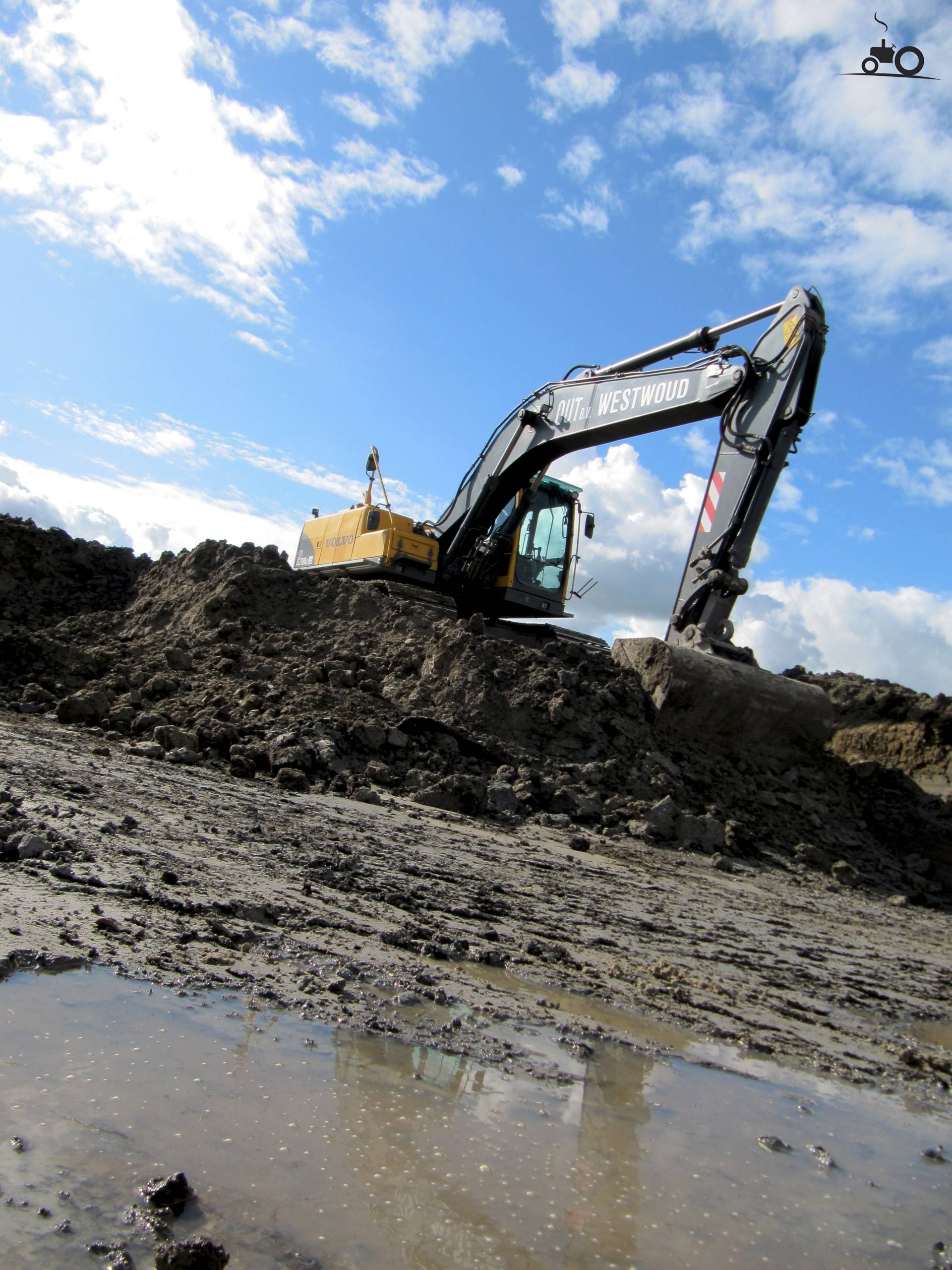 Volvo EC 210 B