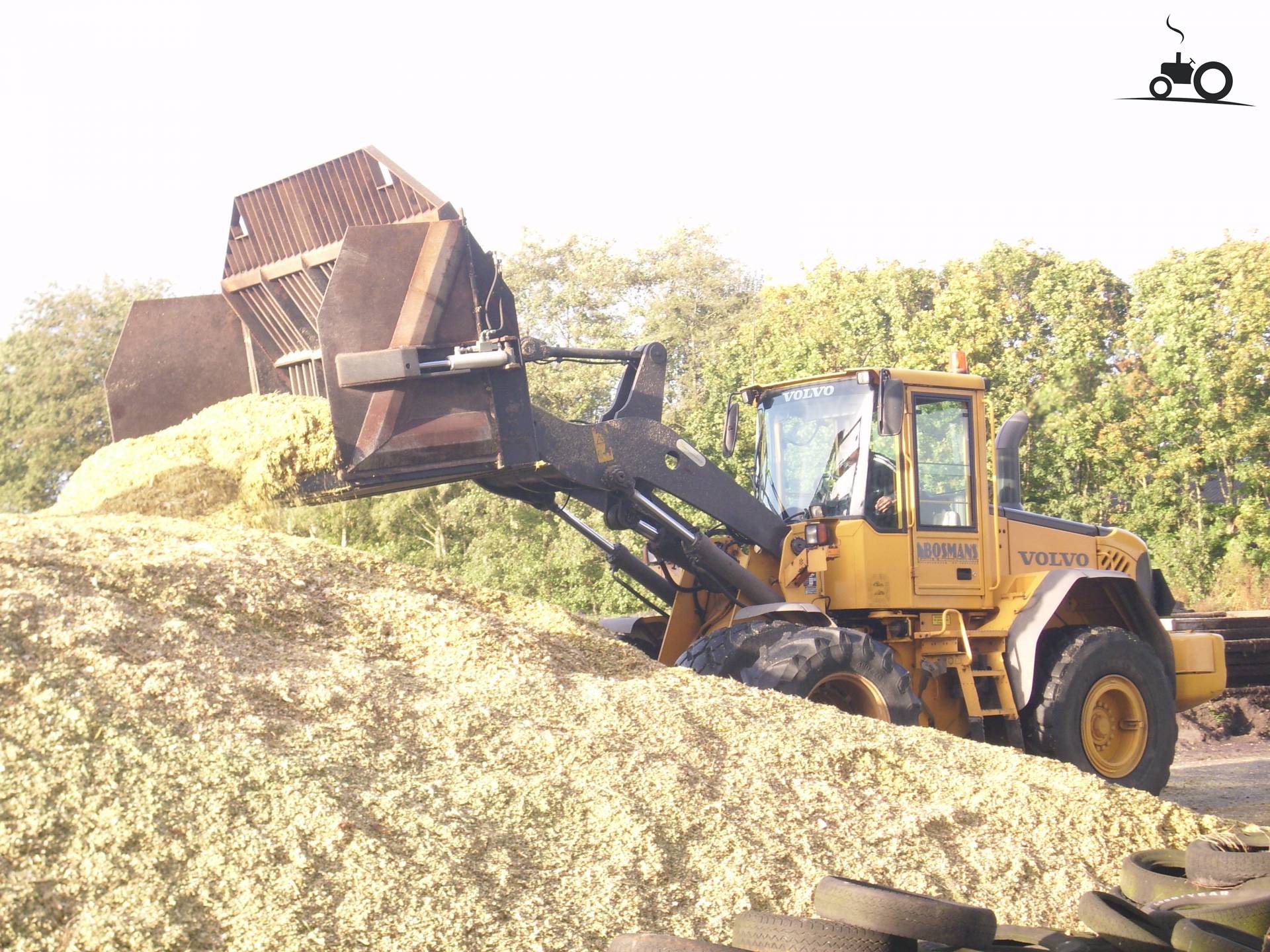 Foto Volvo L90E van Bosmans Hilvarenbeek