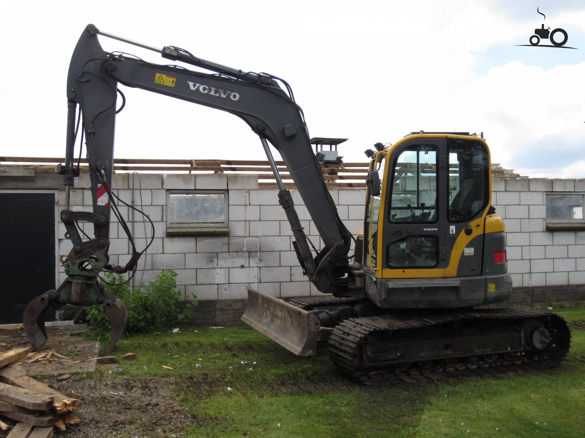 Foto Volvo ECR 88 #761196