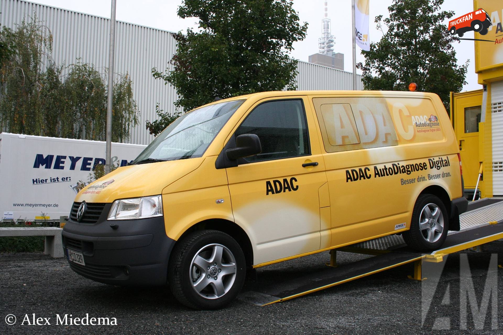 Foto VW Transporter T5 van ADAC