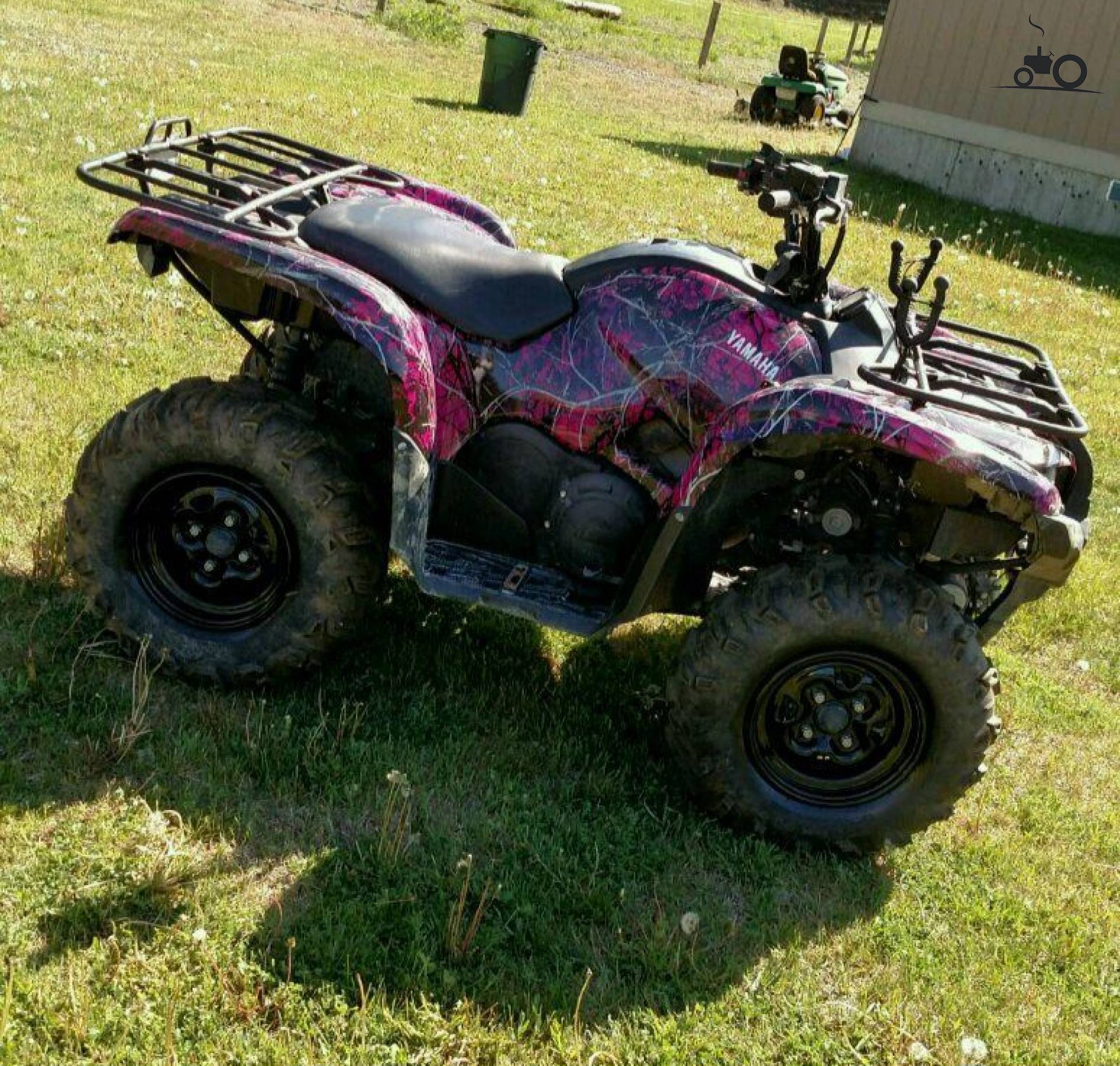 Wie rijdt er allemaal quad op de boerenhof