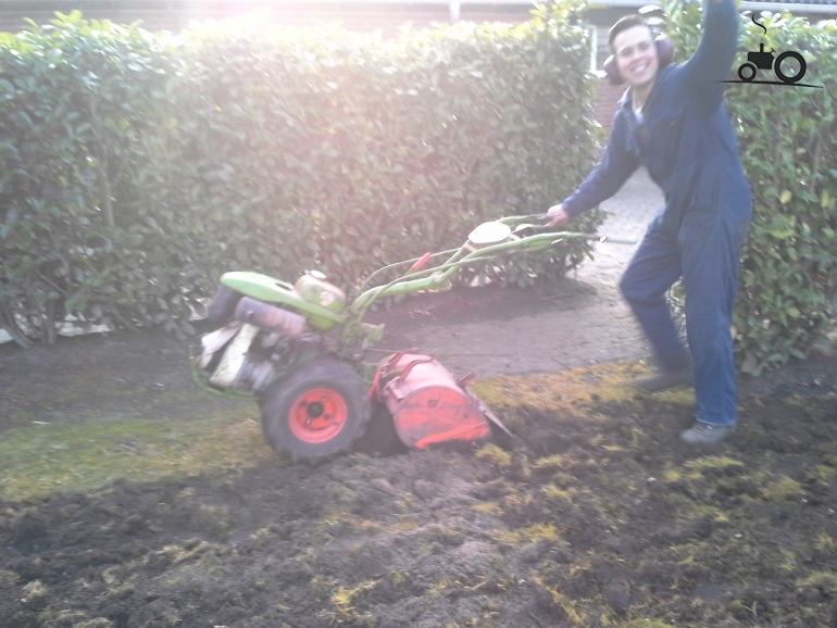 Foto Agria 2400 #906153