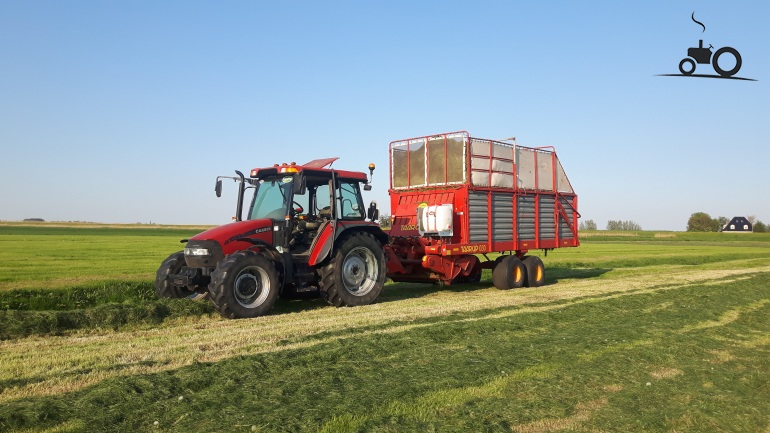 Foto Case IH JX 1090 U #1230056
