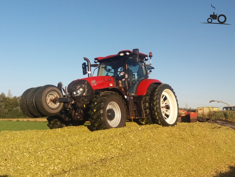 Foto Case IH Maxxum 150 van H.j. Looman en Zn.