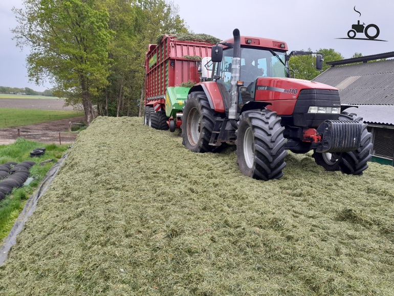 Foto Case IH Maxxum MX 110 #1471003