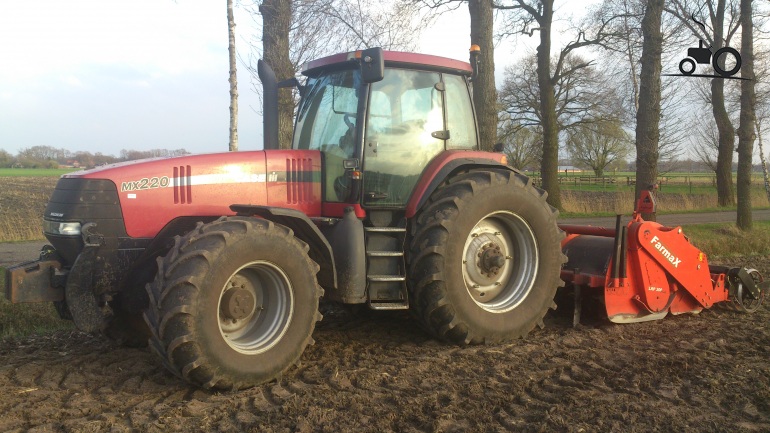 Foto Case IH MX 220 Magnum #751488