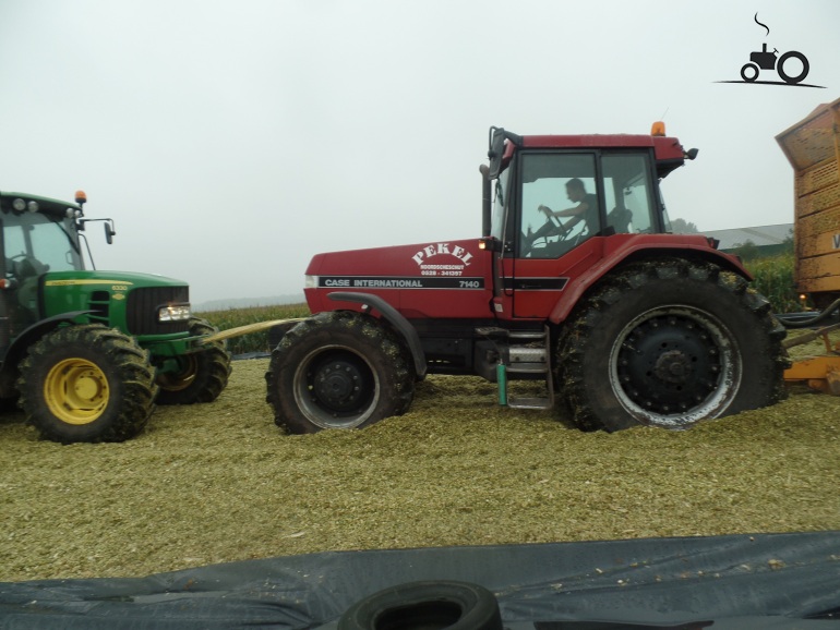 Case International Magnum 7140 - Schweiz - Traktor foto #1200511