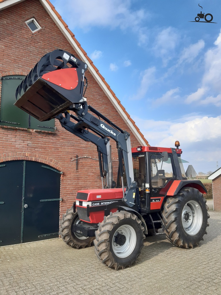 Foto Case International 844 XL Plus #1342547