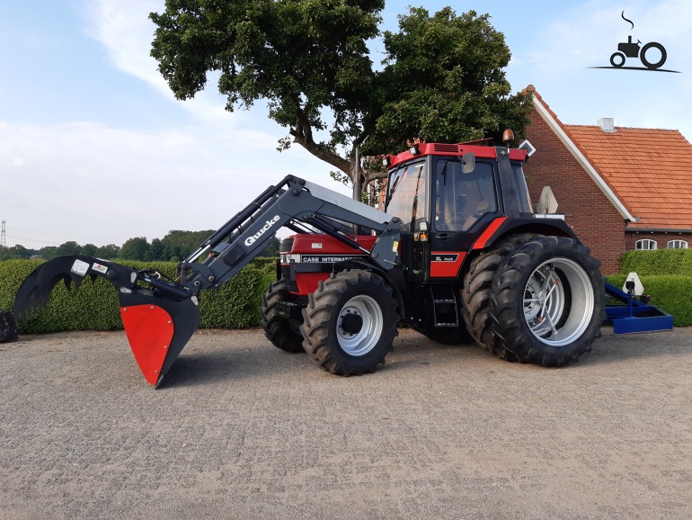 Foto Case International 844 XL Plus #1359286