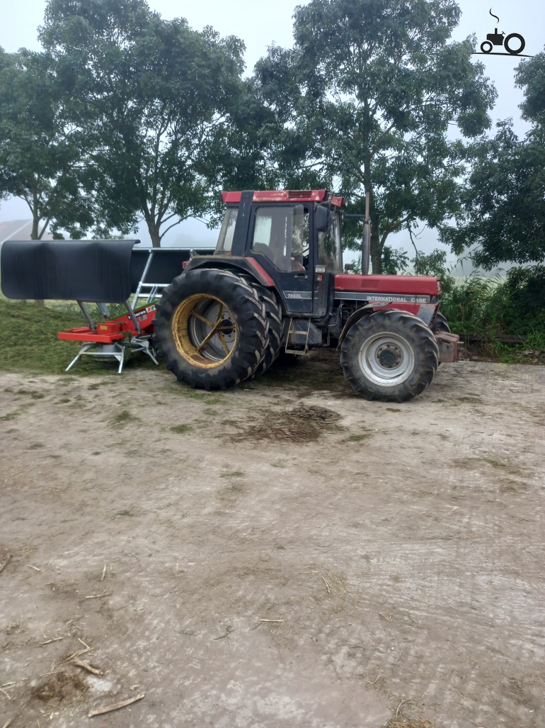 Foto Case International 745 XL #1434486