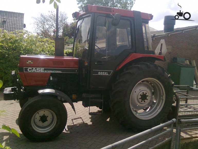 Foto Case International 685 (XL) #488643