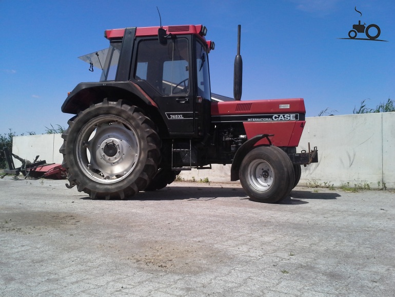 Foto Case International 745 XL #791098