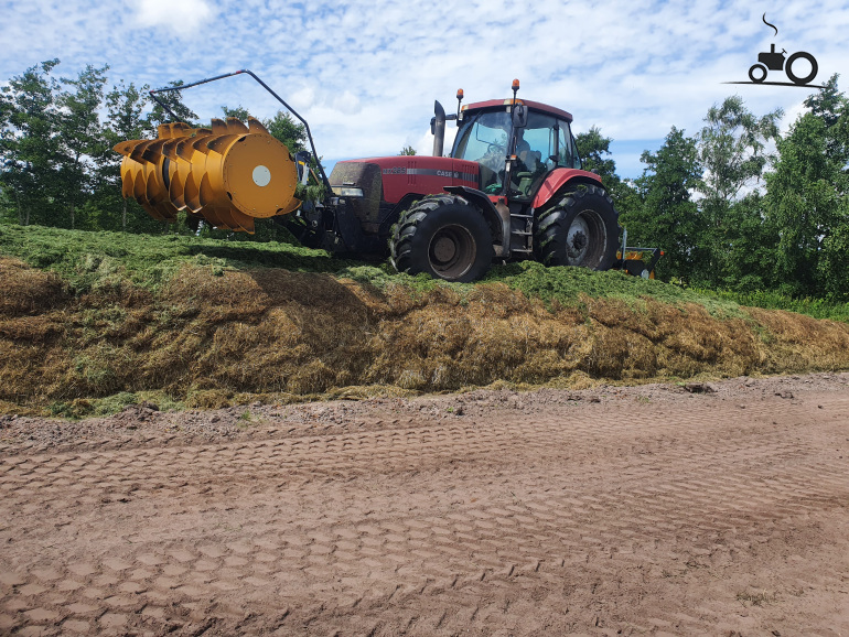 Foto Case IH MX 285 Magnum #1482378
