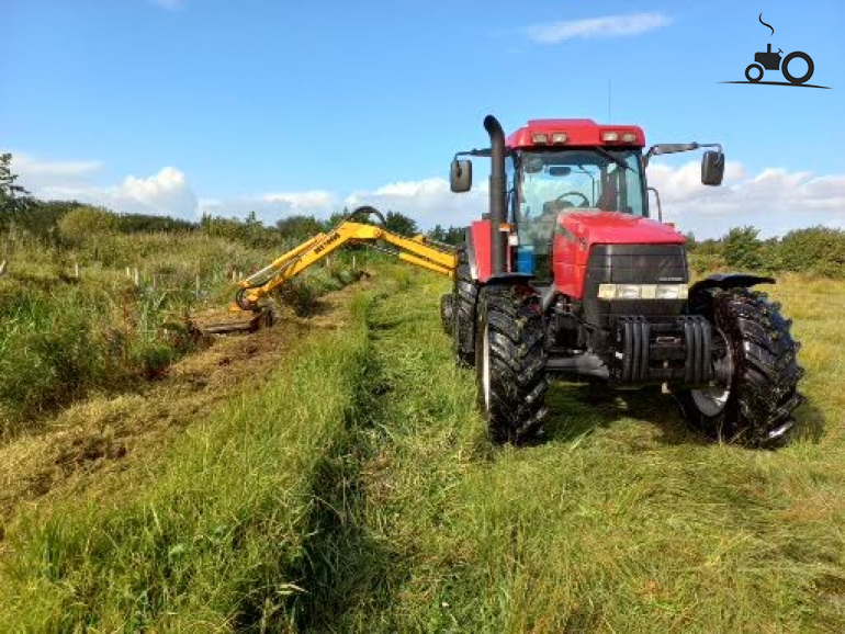 Foto Case IH Maxxum MX 100 #1490783