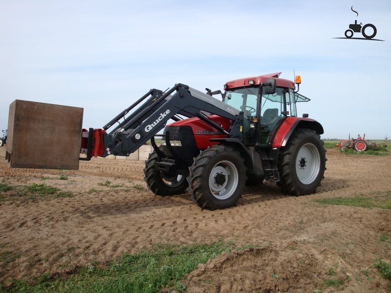 Foto Case MX 100 #376568