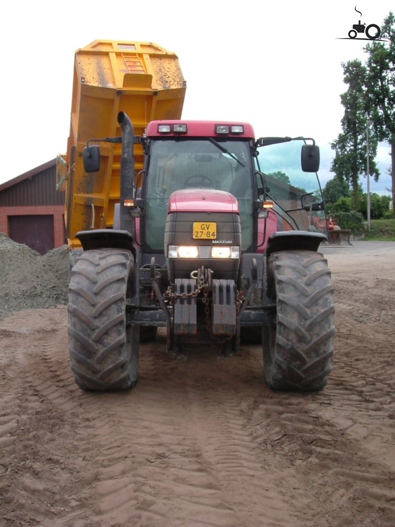 Foto Case MX 150 #51722