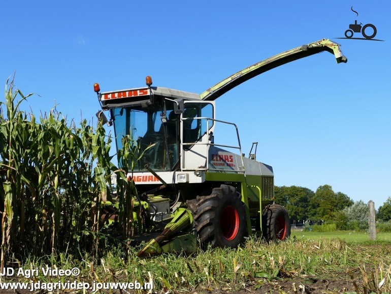 Foto Claas Jaguar 690 SL #1322500