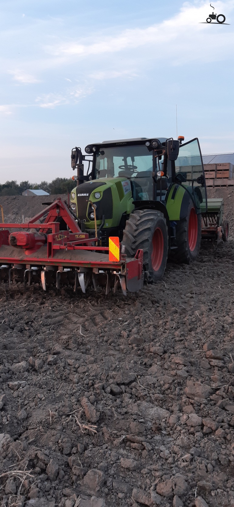 Foto Claas Arion 430 #1442271