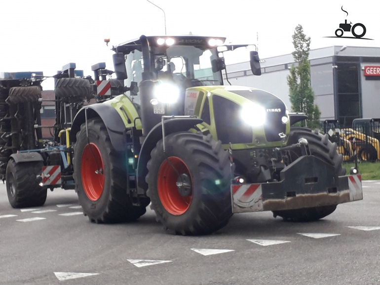 Claas Axion 960 - France - Tracteur image #1468822