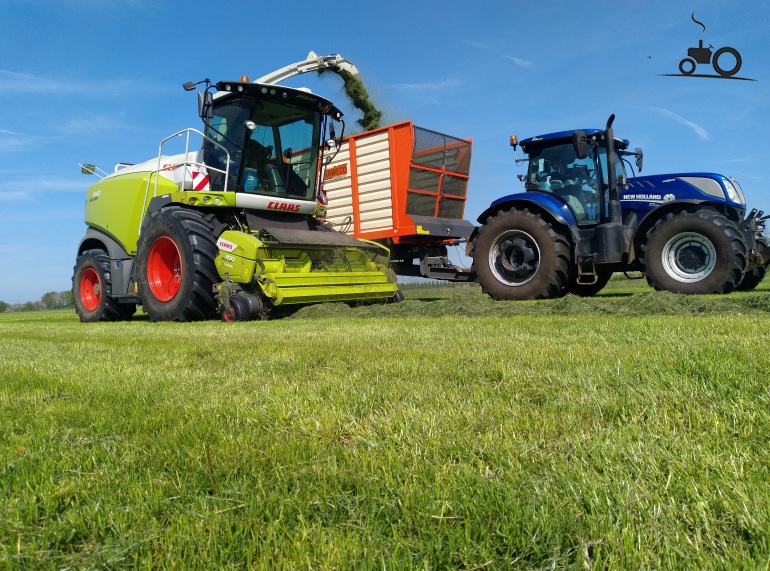Foto Claas Jaguar 940 van Bosch Loonbedrijf Grondverzet en ...