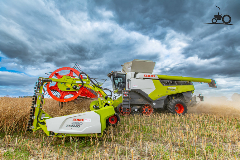 Foto Claas Combine #1484562