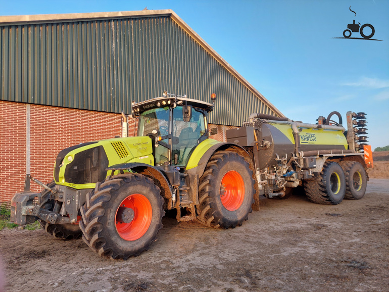Foto Claas Axion 830 #1520558
