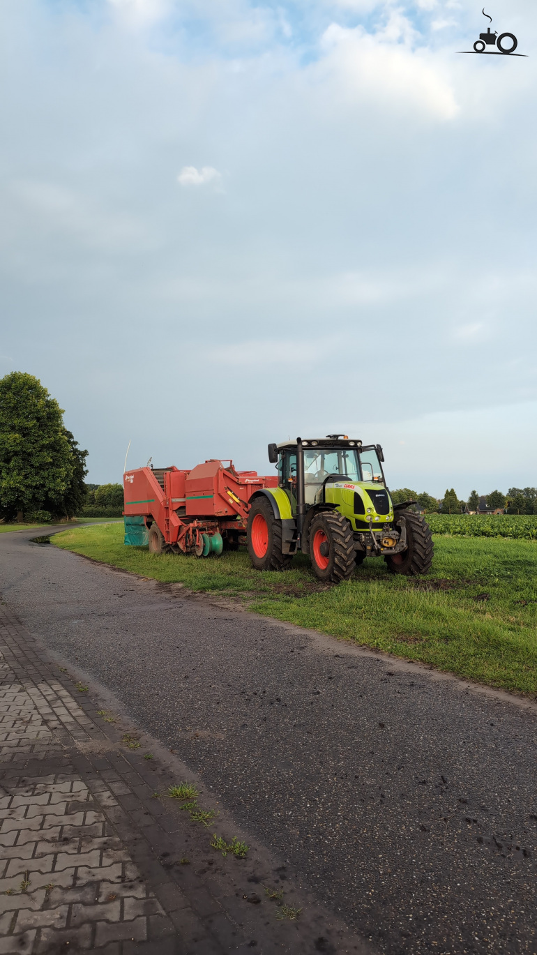 Foto Claas Ares 697 ATZ #1577215