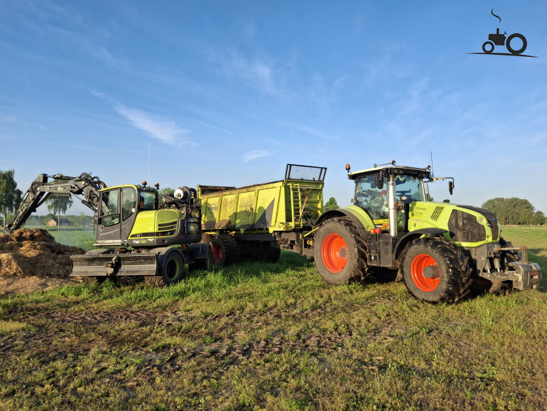 Foto Claas Axion 830 #1618299