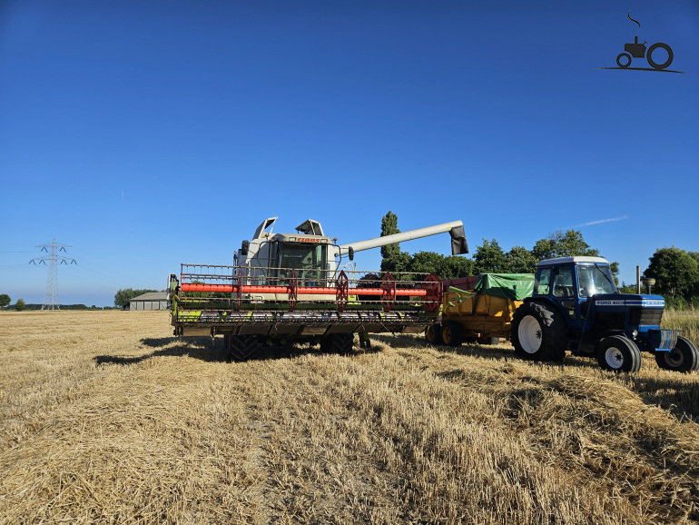 Foto Claas Lexion 450 #1627905