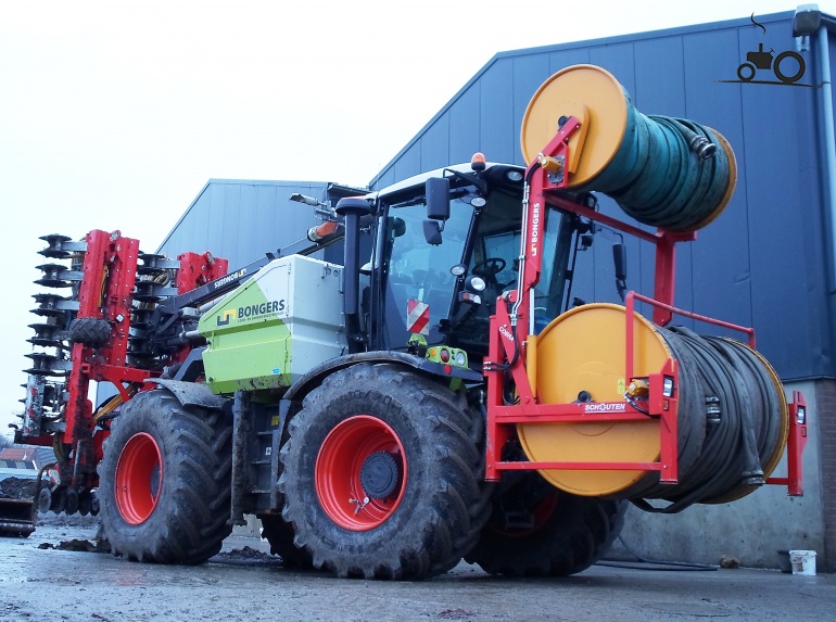 Foto Claas Xerion 3800 VC #734453