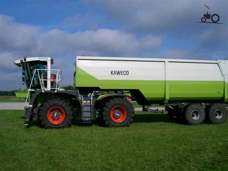 Foto Claas Xerion Saddle Trac #83981