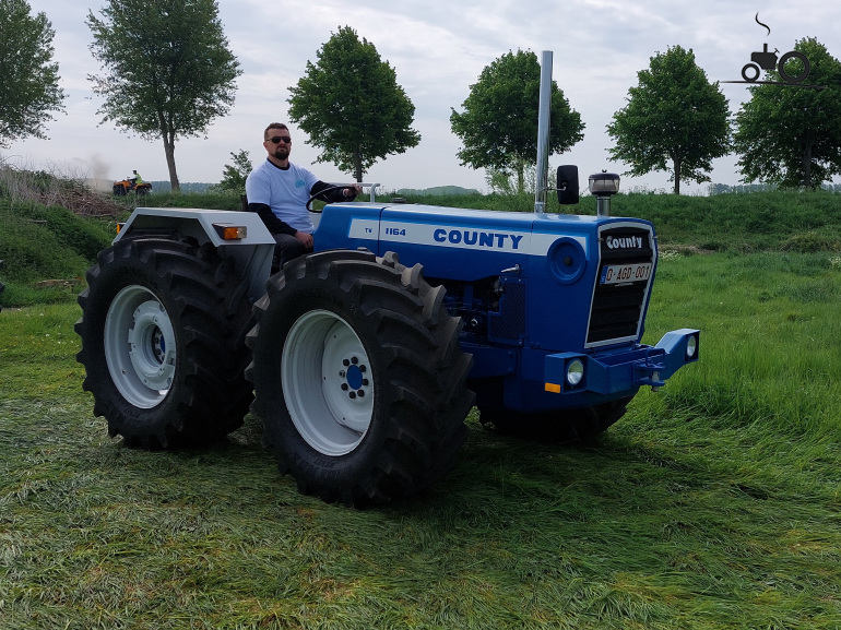 Foto County 1164 #1479305