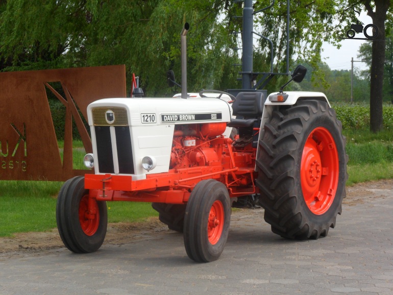 Foto David Brown 1210 #842173