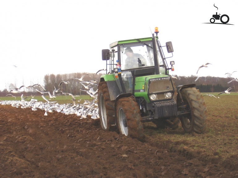 Foto Deutz-Fahr DX 6.06 #52085