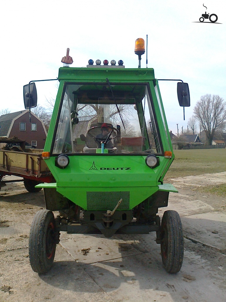 Foto Deutz intrac 2002 #740974