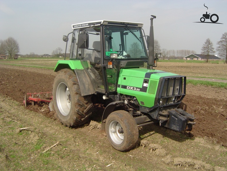 Deutz-Fahr DX 3.30 - United Kingdom - Tractor picture #338122
