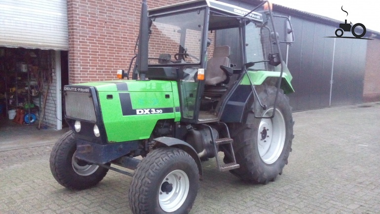 Foto Deutz-Fahr DX 3.30 #954156
