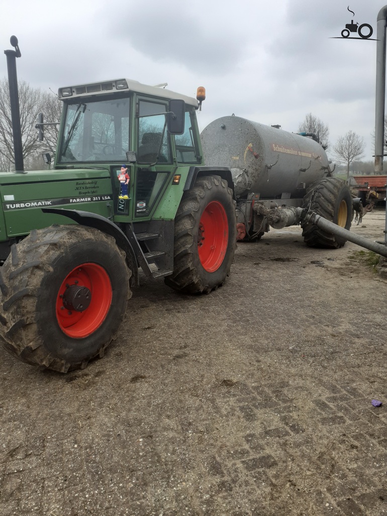 Foto Fendt 311 LSA #1410846