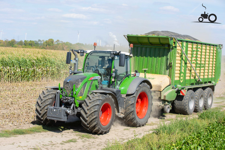 Foto Fendt 724 #1489464