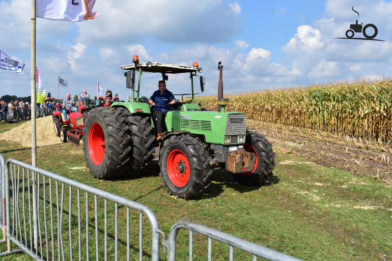 Foto Fendt 108 S #1491603