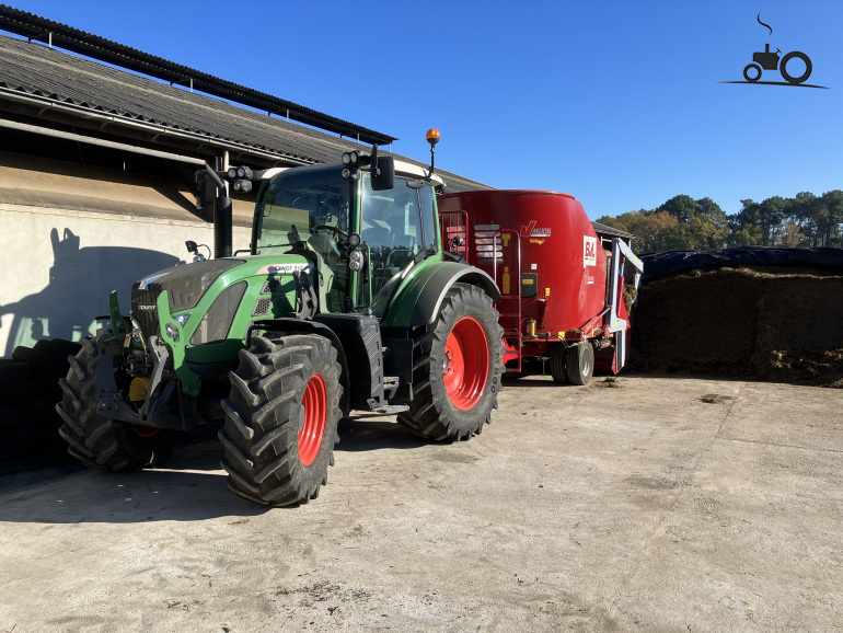 Foto Fendt 512 Vario #1501421