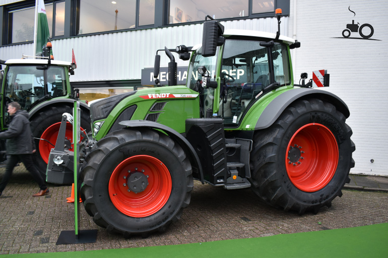 Foto Fendt 724 #1504924