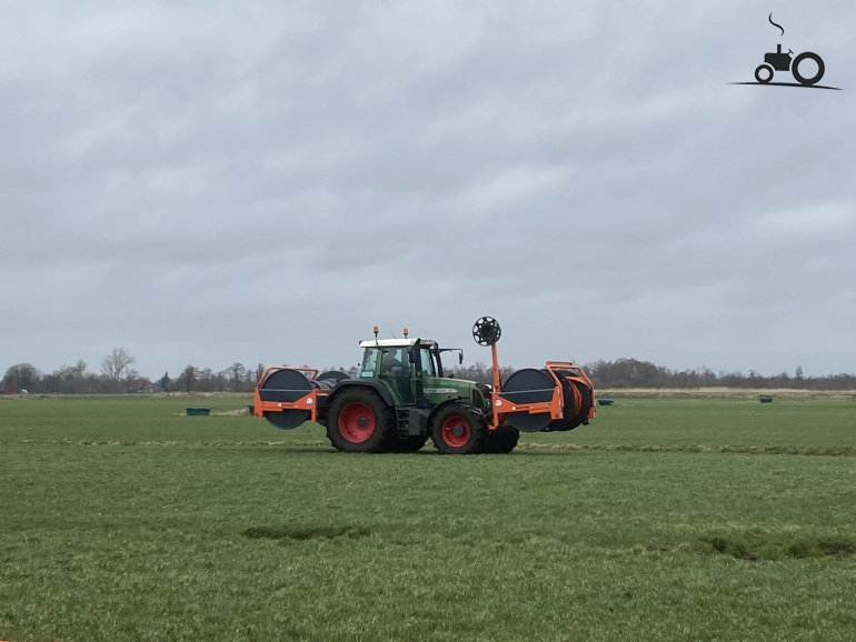 Foto Fendt 820 #1509379