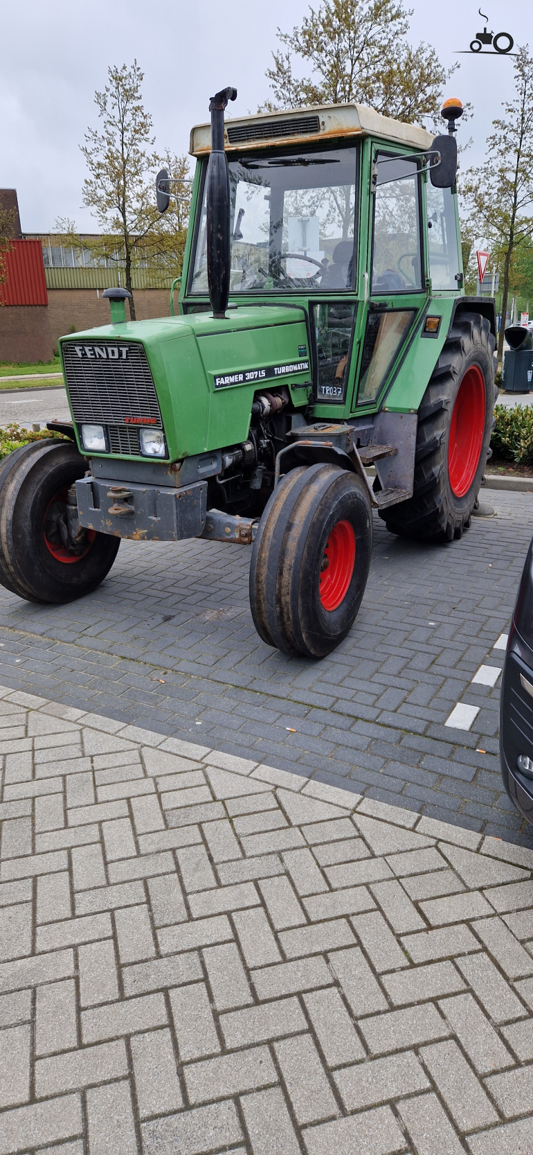 Foto Fendt 307 LS #1518882