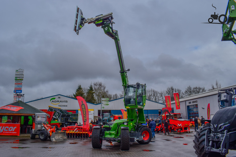 Foto Fendt Cargo T 740 #1579771