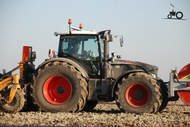 Foto Fendt 724 #615768