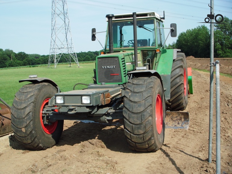 Foto Fendt 615 #923290