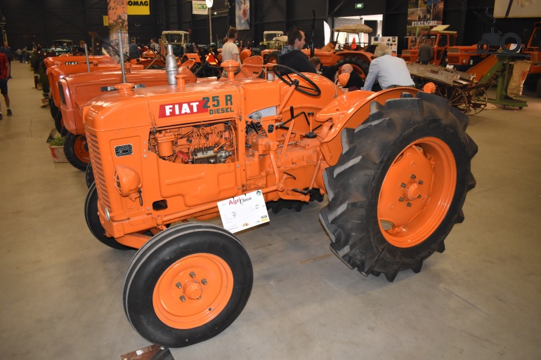 Fiat 25R - United Kingdom - Tractor picture #1295810